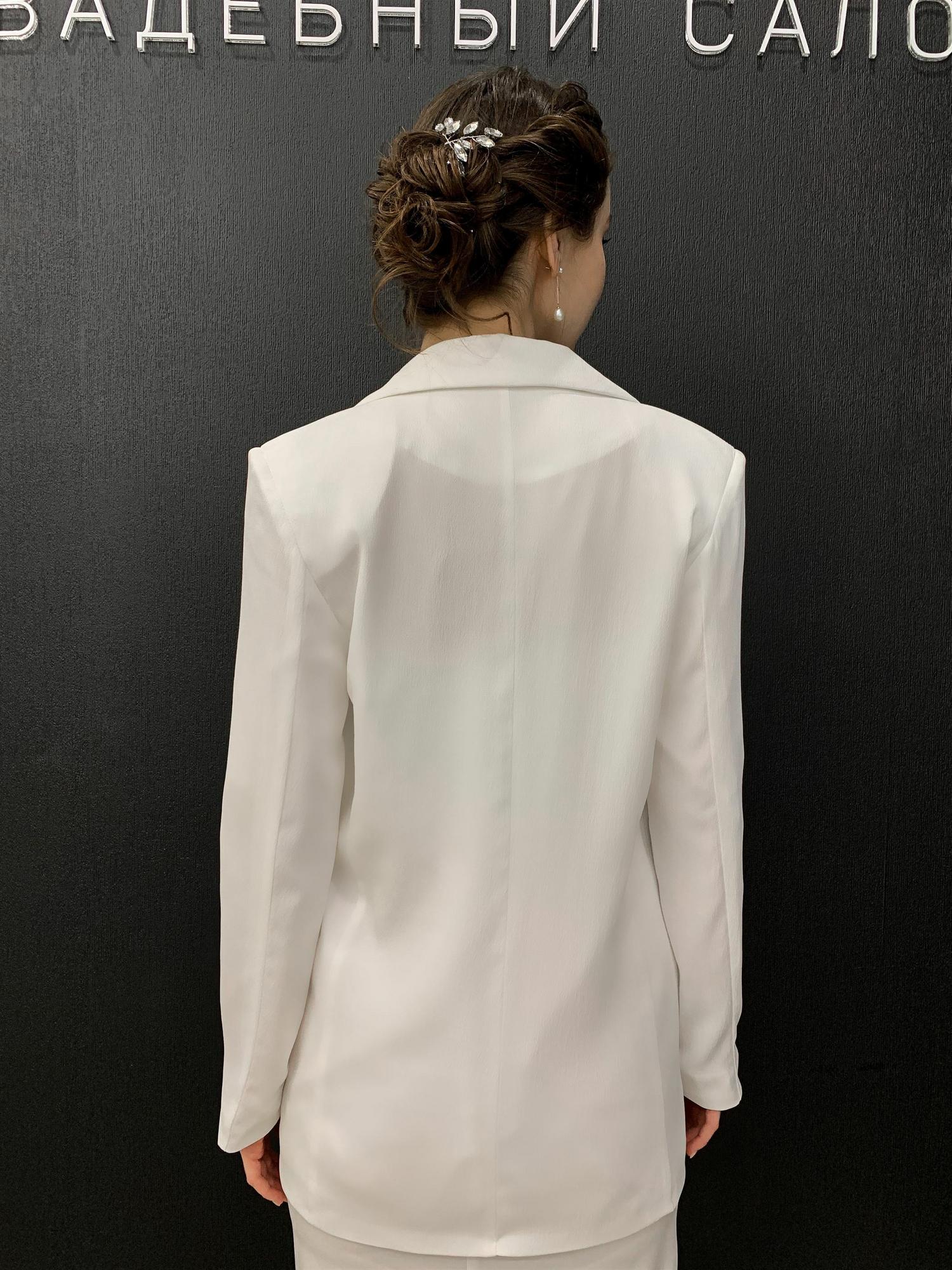 Свадебный комбинезон невесты купить недорого - свадебный салон La Novia