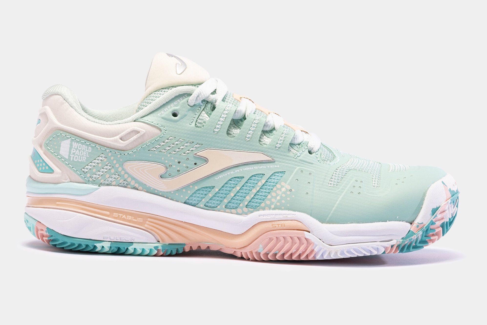 Детские теннисные кроссовки Nike Omni Multi-Court купить в Tennis-shop.by
