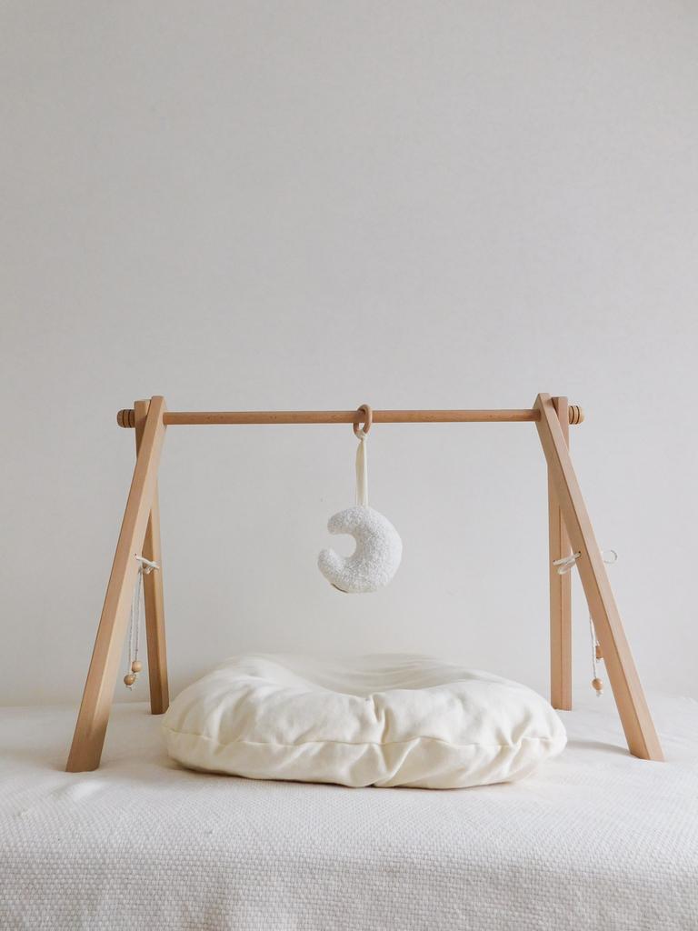 Деревянный мобиль монтессори