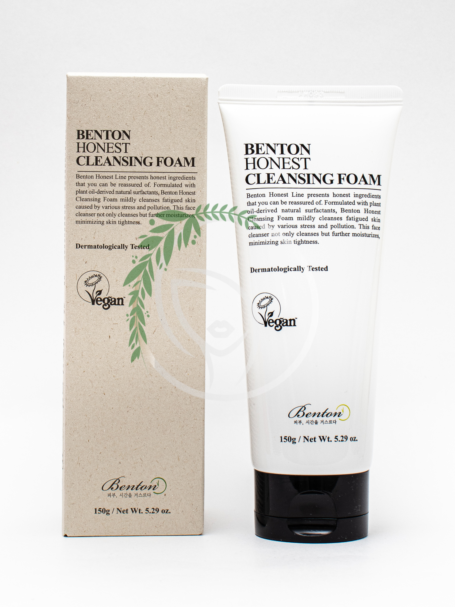 Пенки, гели для умывания > Кремовая очищающая пенка Real Barrier Cream ...