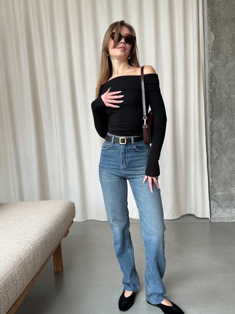 Джинси прямі > ДЖИНСИ ПРЯМІ З ФІГУРНОЮ КОКЕТКОЮ ВАРЕНИЙ ДЕНІМ купити в інтернет-магазині.