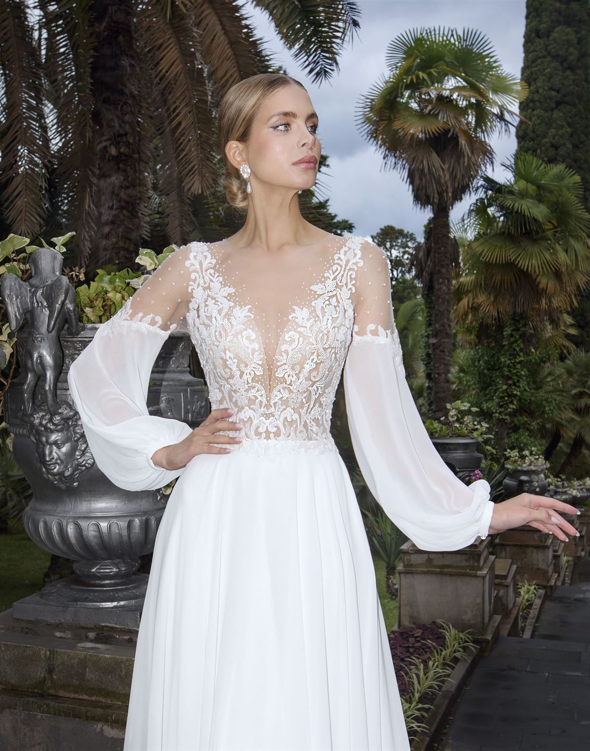 Кружевное свадебное платье купить недорого - Etna Bride Москва