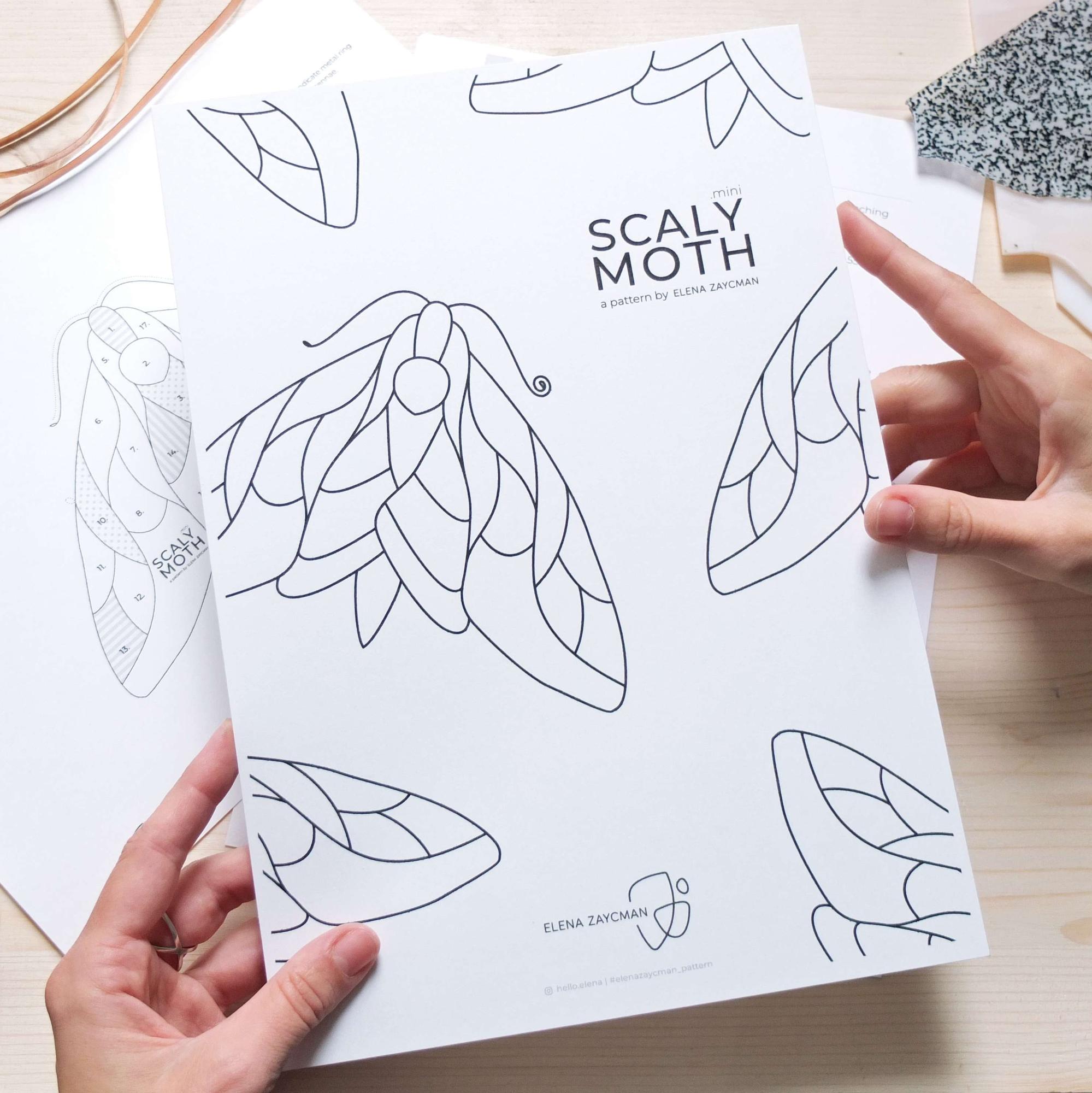 BIGEYE MOTH Suncatcher | Stained Glass Pattern