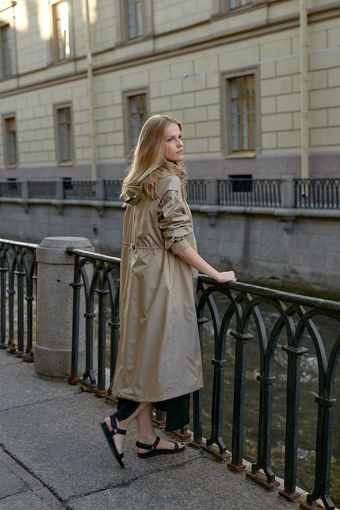 Купить женский плащ, тренч в Спб