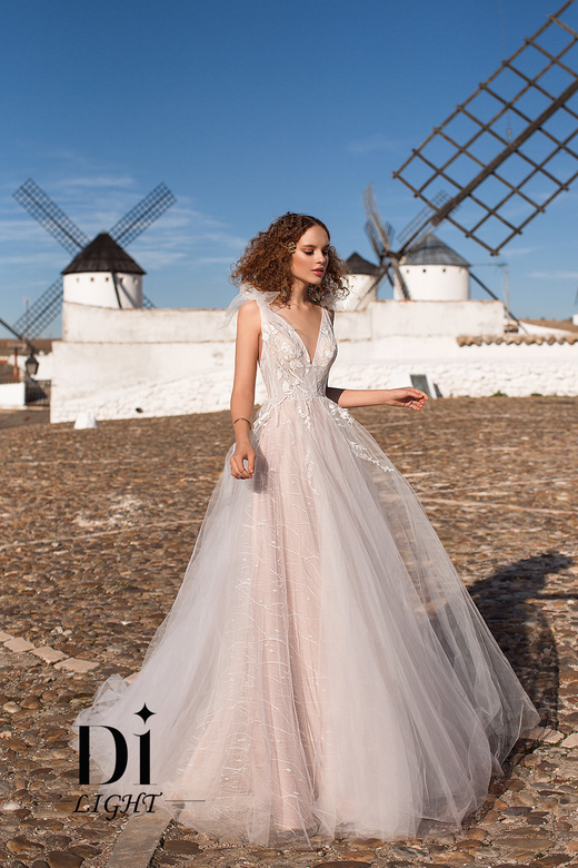 Свадебное платье SV463 в СПб - купить недорого в салоне Robe Blanche